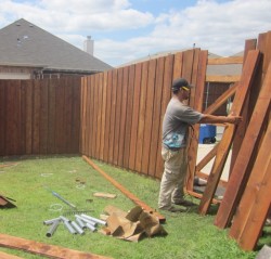 Erecting Fences - Fencing Leeds | Fencing Leeds